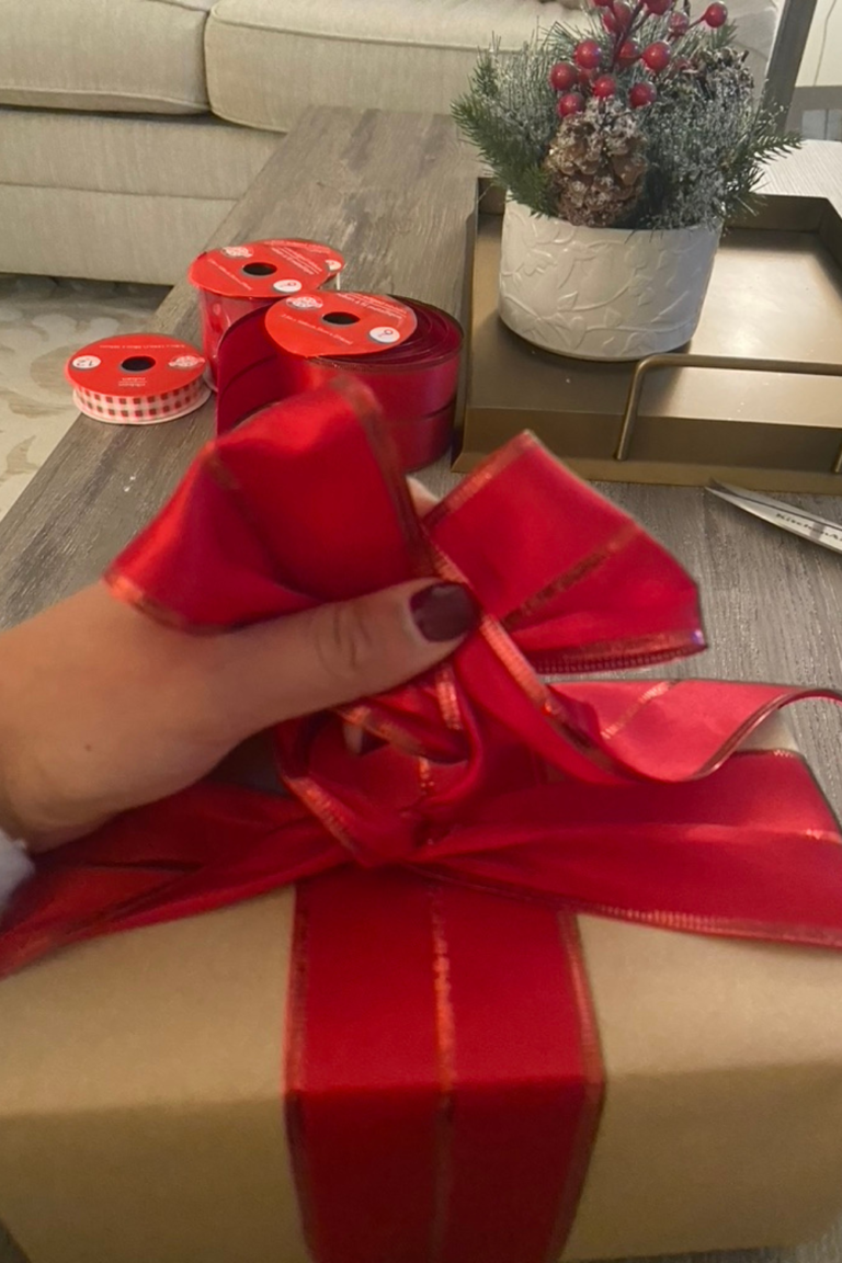 How To Tie Ribbon Around A Gift Like A Pro - Simplymarla