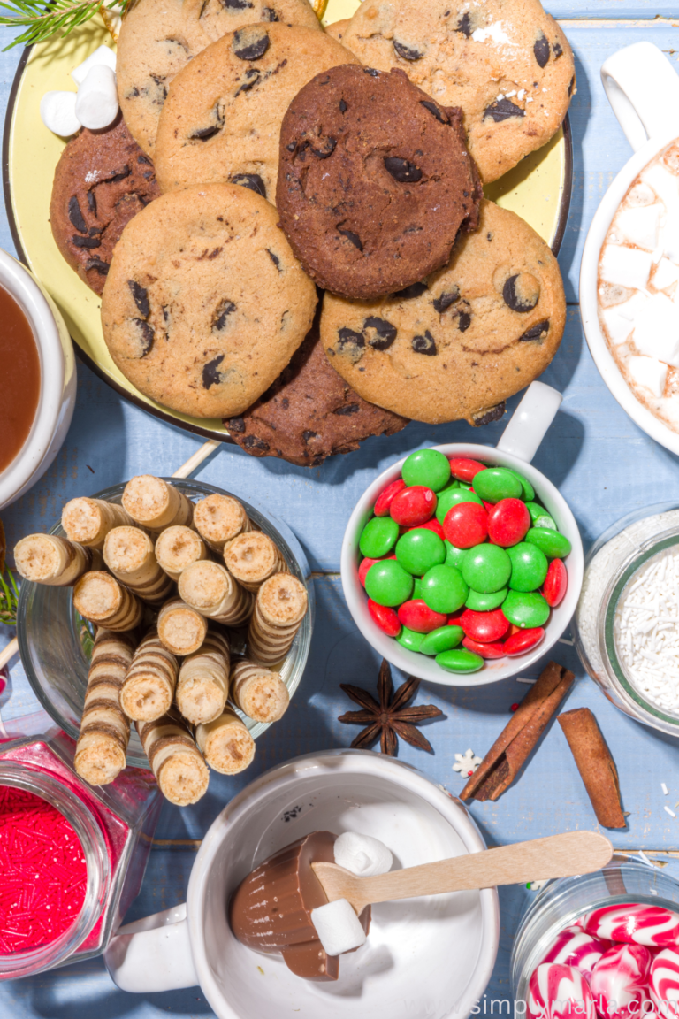 17 Amazing Hot Cocoa Bar Ideas To Try Right Now
