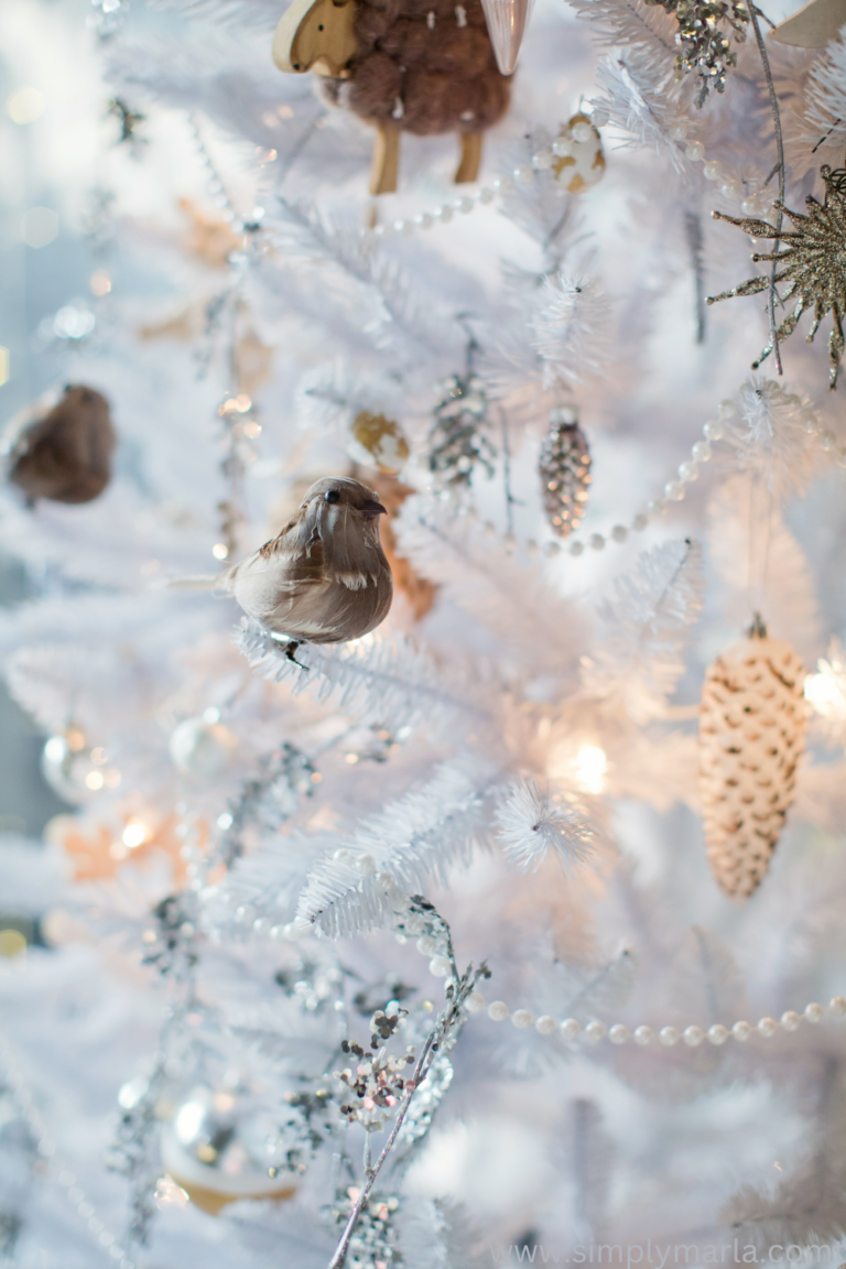 21 Amazing White Christmas Tree Ideas To Try Right Now - Simplymarla