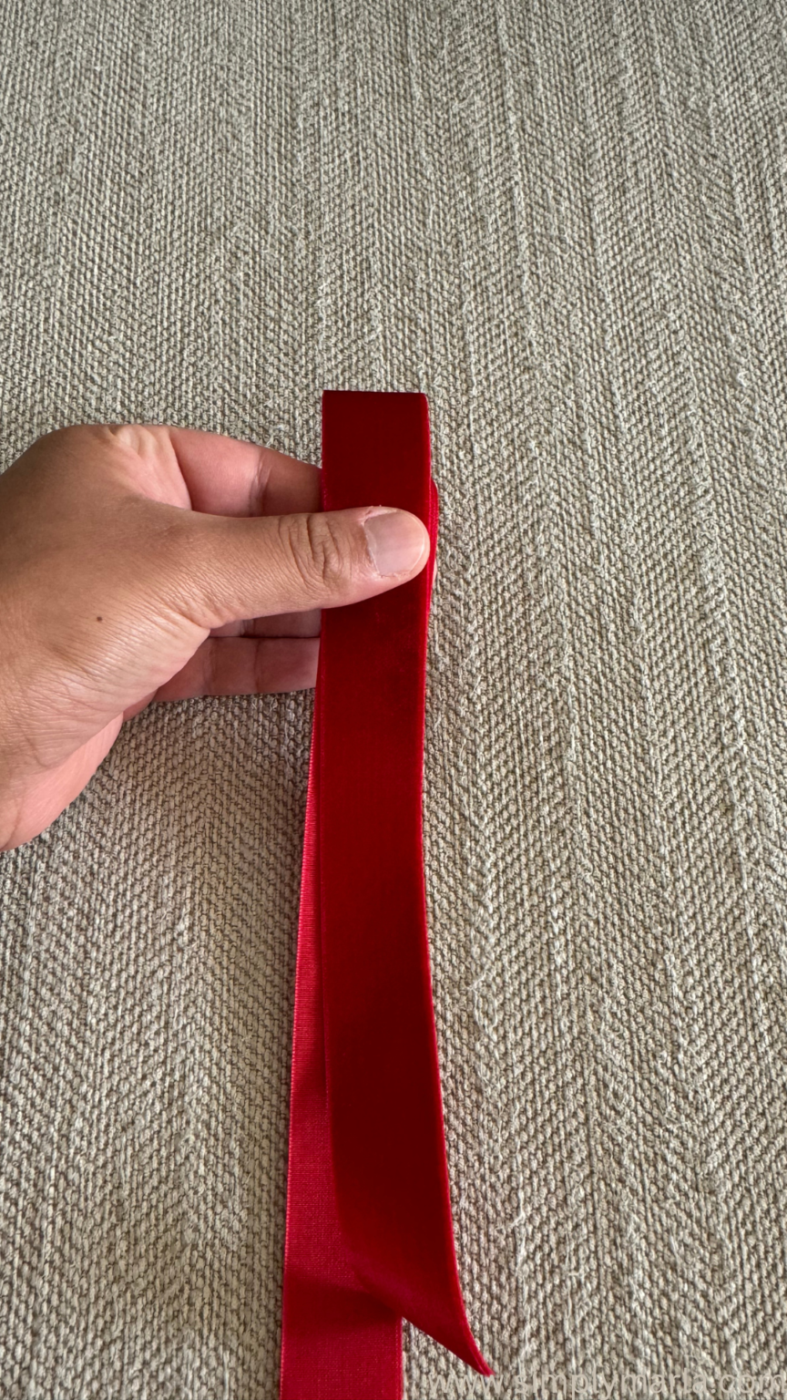 Everything You Wanted To Know About Velvet Bows On Christmas Tree